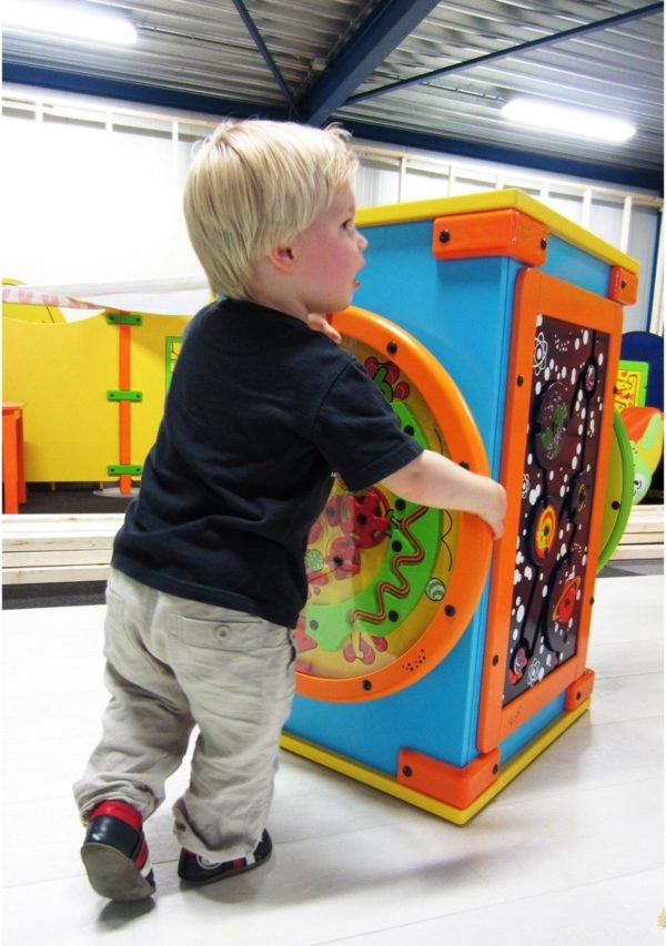 Magic Cube - Indoor Playgrounds International